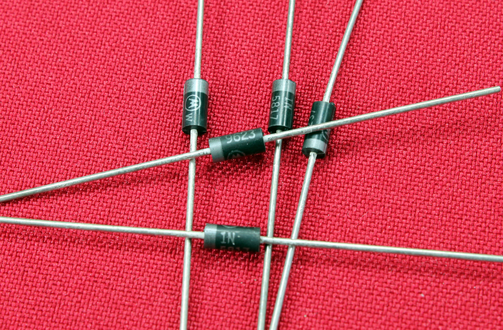 1N5817 MOTOROLA DIODE SCHOTTKY 20V 1A AXIAL IN5817 | eBay