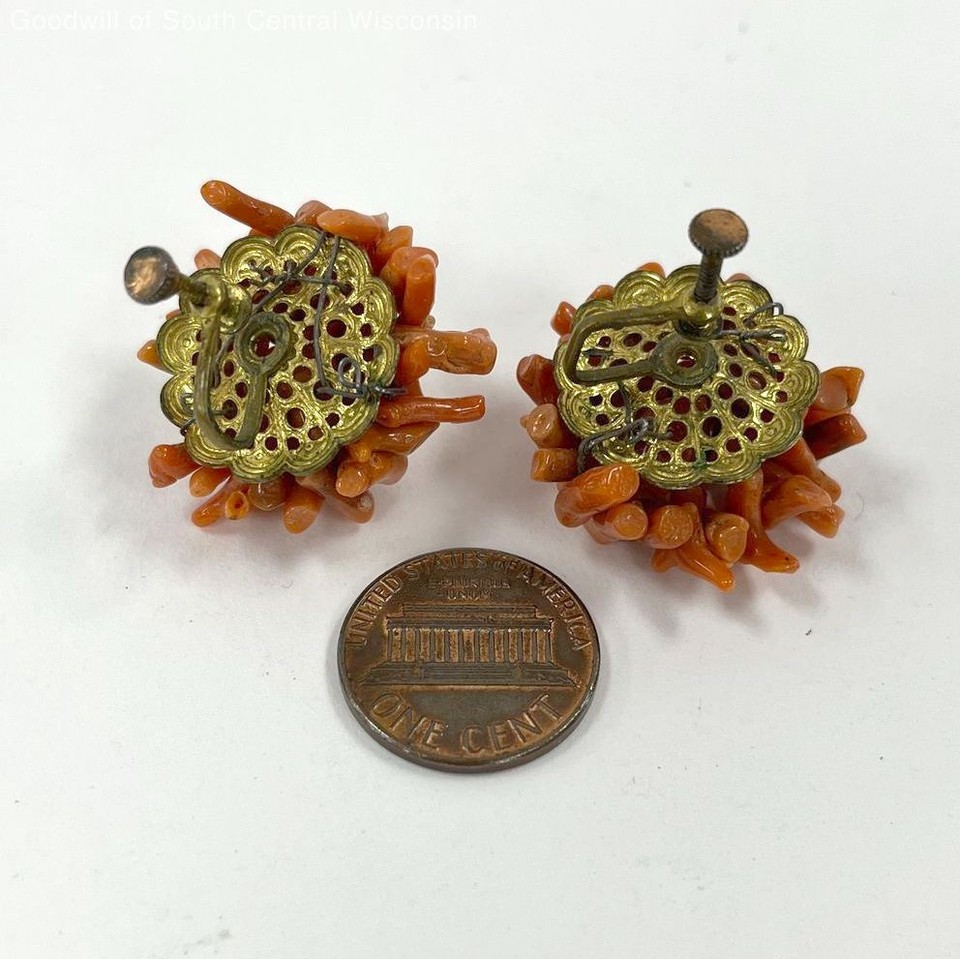 Vintage 1" Round Undyed Natural Salmon-Color Coral Cluster Screw-On ...