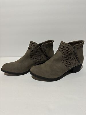 Me Too Boots Womens 7.5 M Ankle Booties Tan/Taupe Suede Mid Block Heels ...