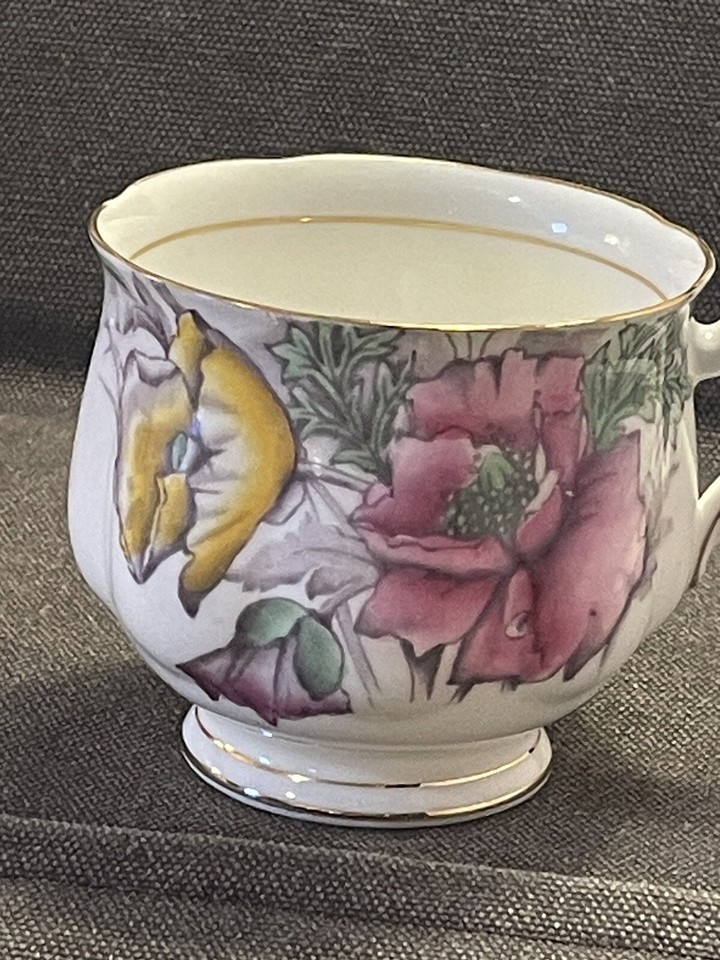 Royal Albert Poppy Tea Cup & Saucer Flower of the Month Bone China No ...