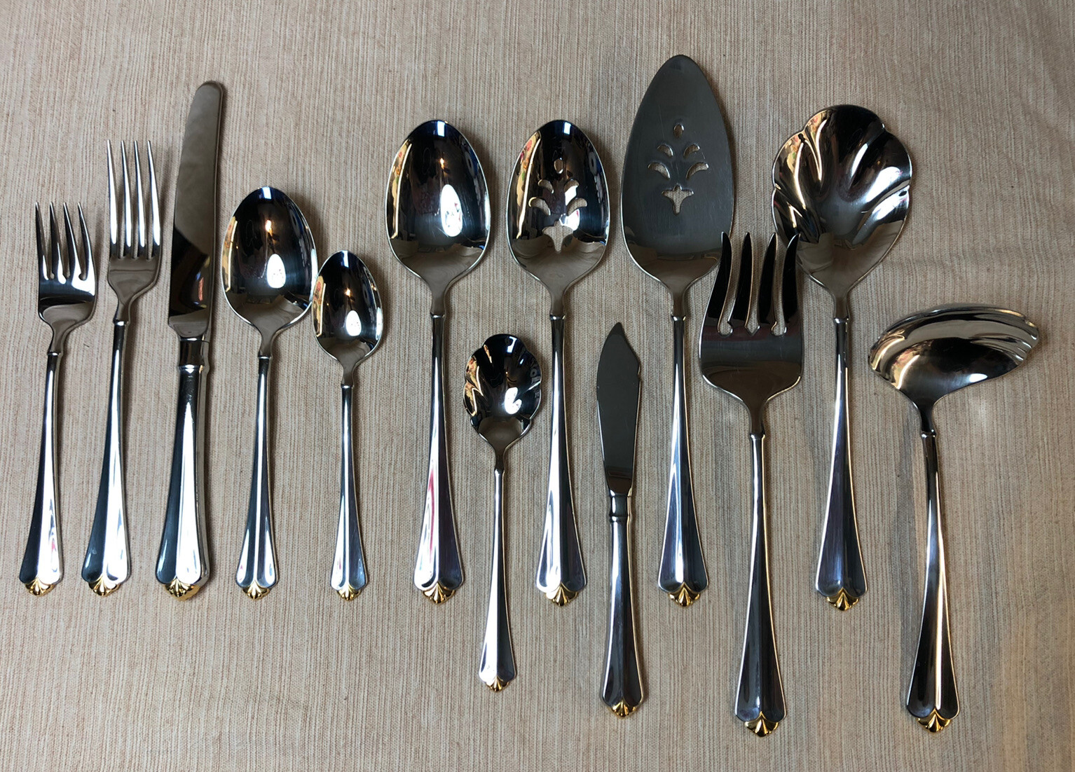 Golden Juilliard Oneida Heirloom USA Made Choose & Buy by the Piece EXC ...