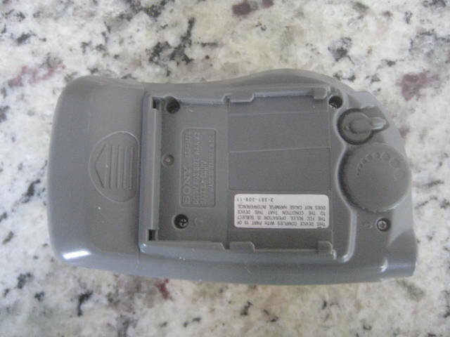 Sony Portable Walkman Sports Armband wrist AM/FM Stereo Radio SRF-M78 ...