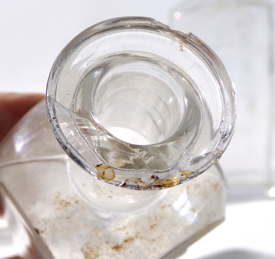 3 TRENTON NJ Drug Bottles SCHWARTZ DRUGGIST, E.E. RIGGS, STRASSER ...