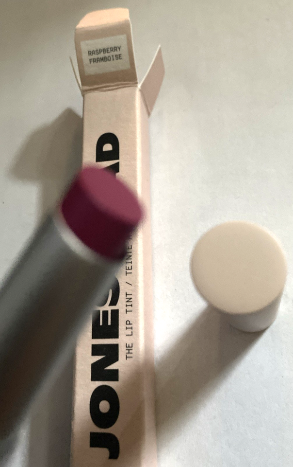 Jones Road The Lip Tint in the Shade of Raspberry (Frambosie)- Boxed ...