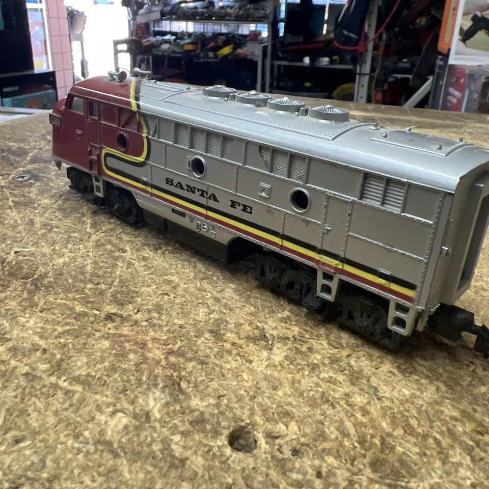 Model Power HO Santa Fe Diesel Locomotive Engine | eBay
