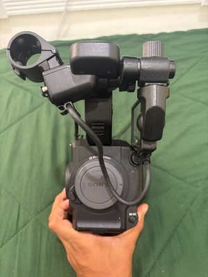Sony FS5 Mark II Super 35 4K Camcorder Body w/Side Grip NOT FULLY ...