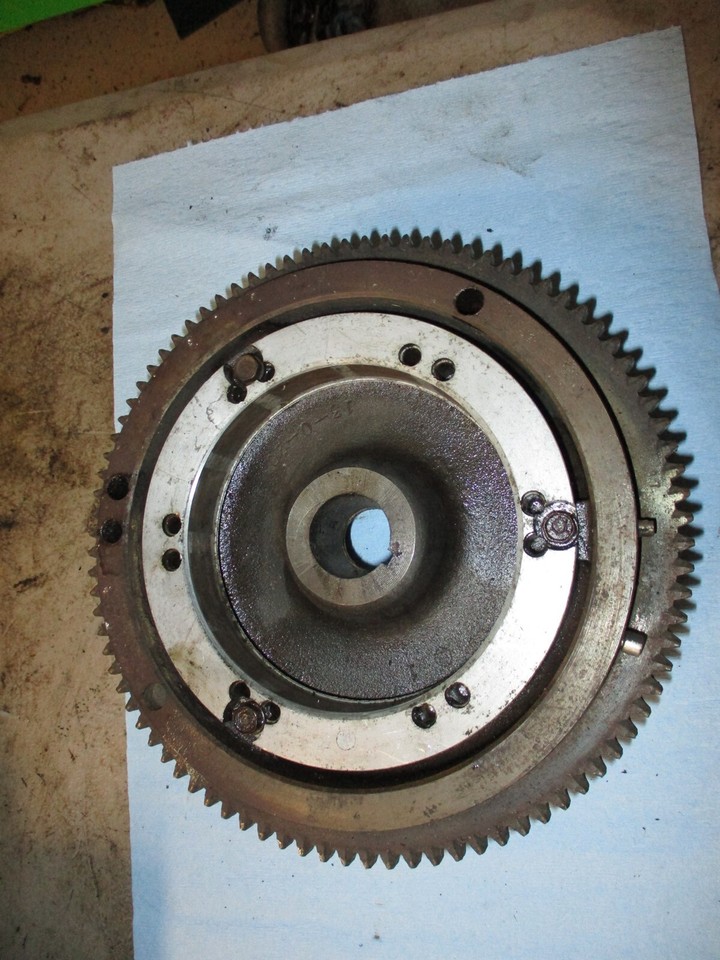JOHN DEERE 112 L&G TRACTOR 10hp TECUMSEH ENG HH-100 FLYWHEEL SOLID ...