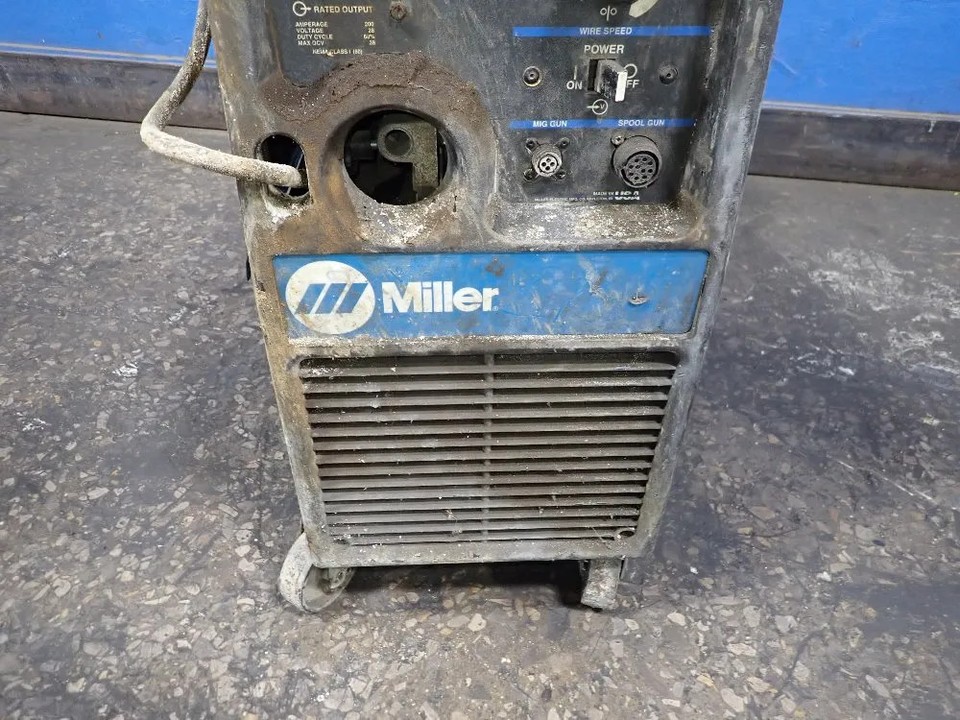 MILLER MILLERMATIC 251 WELDER 200 AMP 09250080030 | eBay
