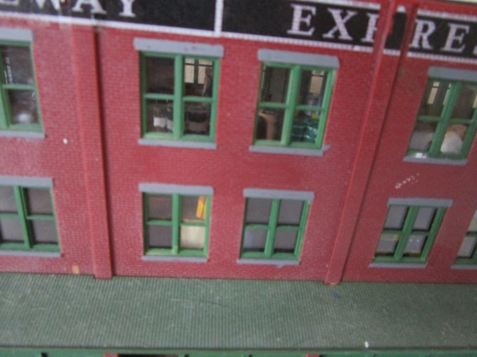 HO 1/87 Built Weathered Railway Express Agency REA BUILDING W/ Interior ...