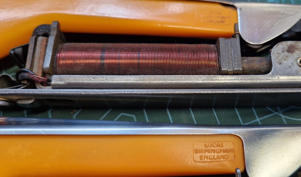 Rare Pair Of Genuine Classic Lucas SF80N? Trafficators. Semaphores ...