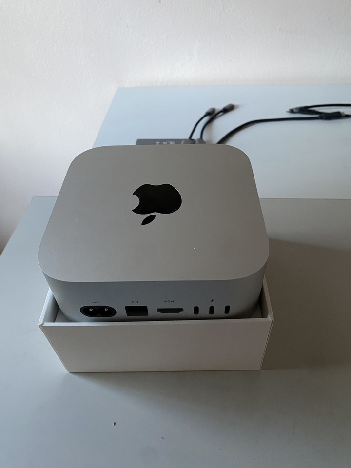 Mac mini (M4 chip, 256 SSD, 16 GB RAM) | eBay
