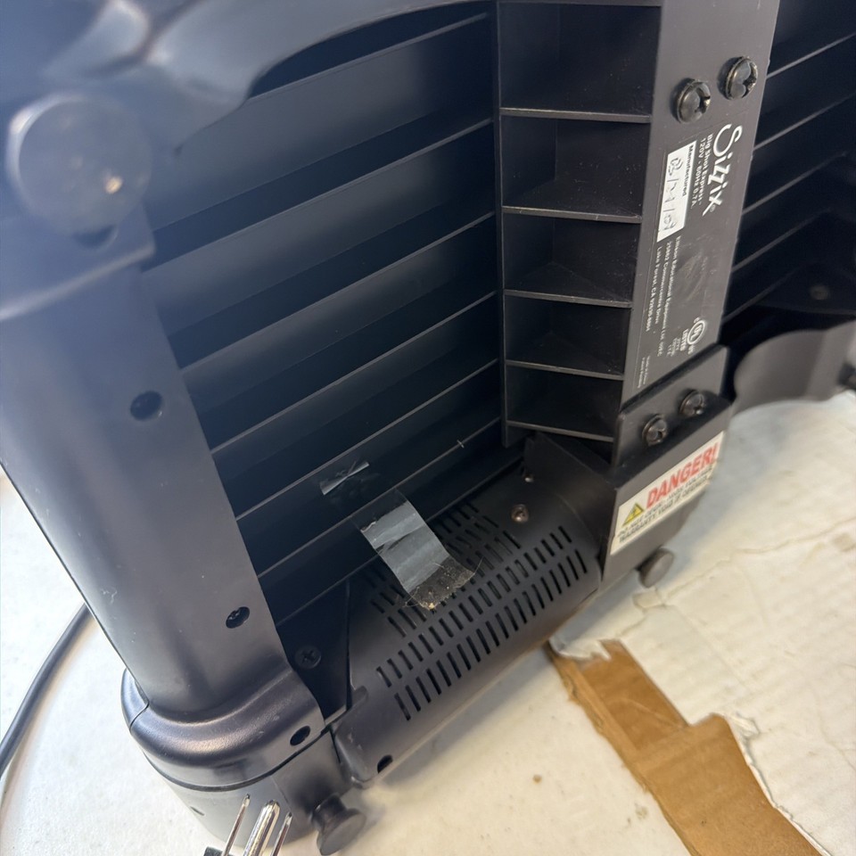 Sizzix Big Shot Express Machine Electric Die Cutting Tested And Works ...