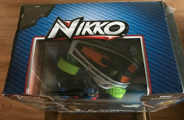 Nikko RC Stunt Car Kids Remote Control Play Vehicle Psycho Gyro Green ...