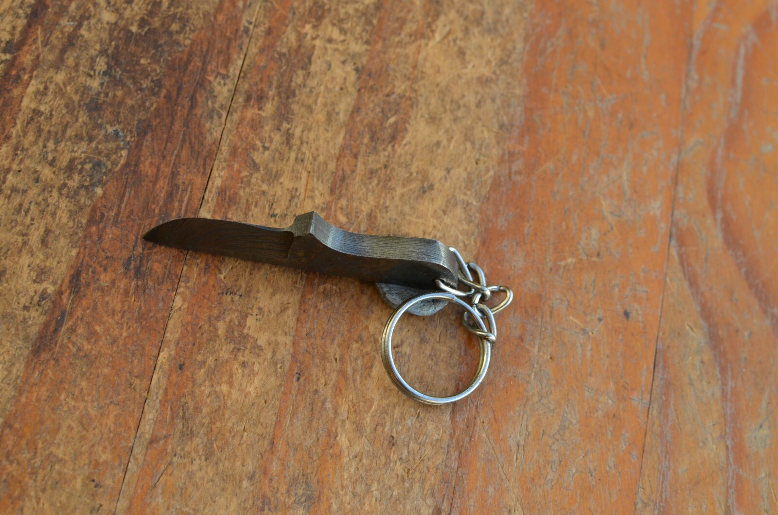 hand forged key chain in damascus steel new from the Eagle Collectionc ...