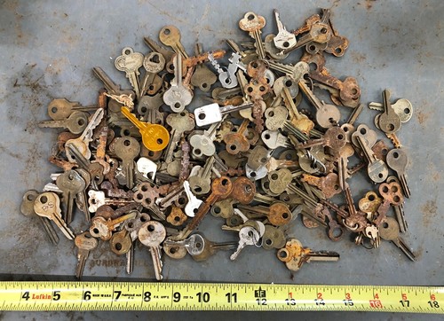 Large Lot Of Antique Vintage Keys Key Lot Nickel Brass Steel assorted ...