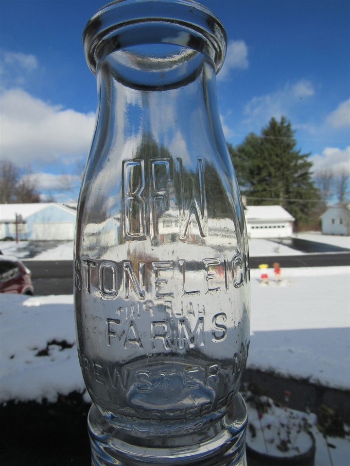 TREHP Milk Bottle BFW Stoneleigh Farms Brewster NY BOWLING PIN STYLE ...