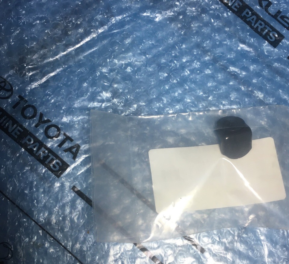 Genuine OEM 2019-23 Rav4 Toyota 53821-0R040 Bracket Fender Front, Lower ...