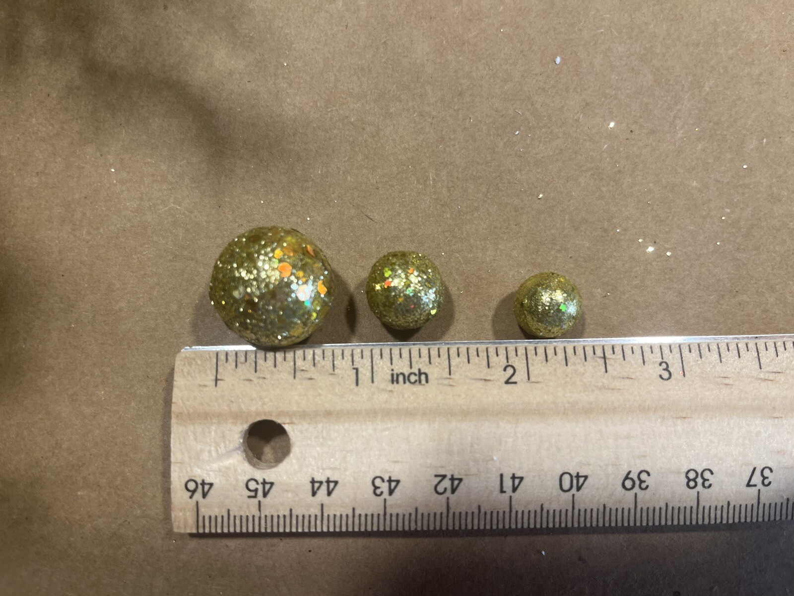 Christmas Shoppe Crafting GOLD GLITTER Sparkle Ball Bowl & Vase Filler ...