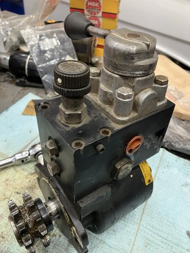 Parker 111-.am-0 Hydraulic Drive Motor W/ Flow Control Forward Reverse ...