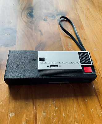 VINTAGE 1970s CONTINENTAL ELECTROFLASH 555 CAMERA NEEDS BATTERIES | eBay