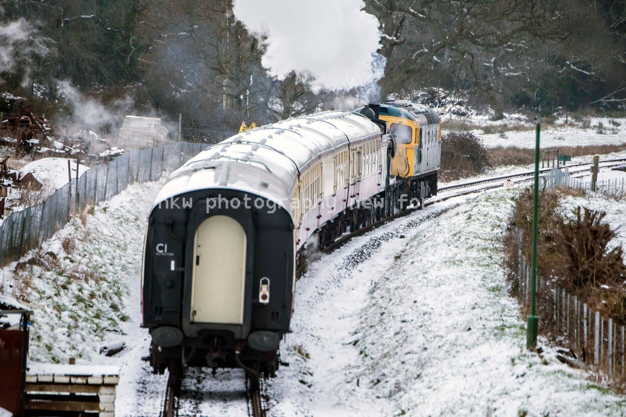Railway train photo 7x5 Swanage Railway snow 2018, locos 33010 & 30120 ...