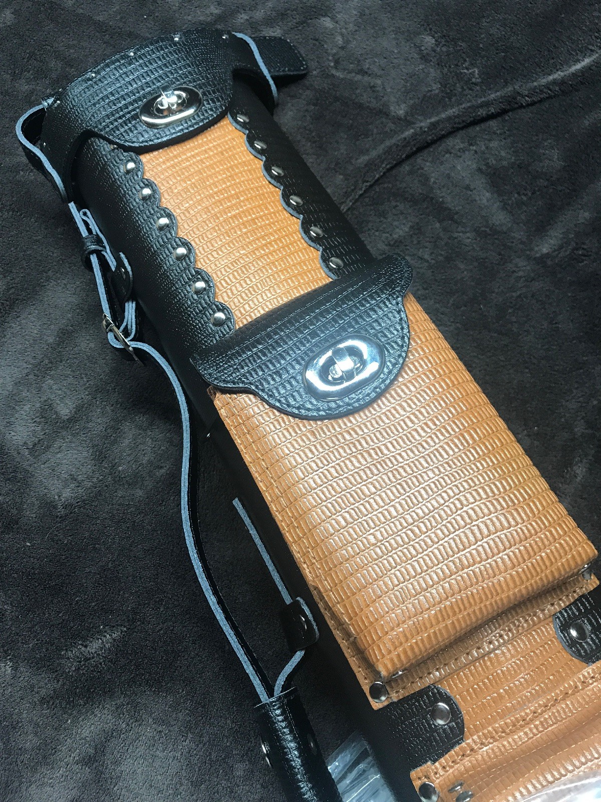 Vincitore Genuine Lizard Embossed Leather Black / Lite Brown 3 Butt 5 ...