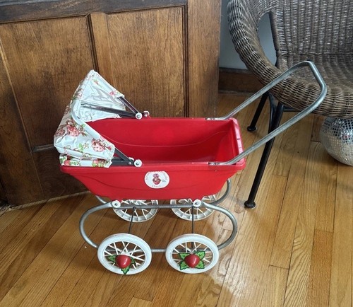 VTG 1980s Strawberry Shortcake Doll Stroller Carriage Buggy Blow Kiss ...