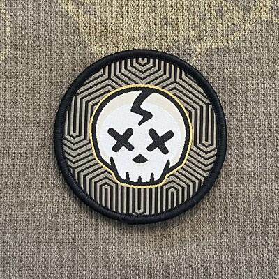 Castle x Grayscale CxG Grayscale Woven Macro Demise Round Skull EDC ...