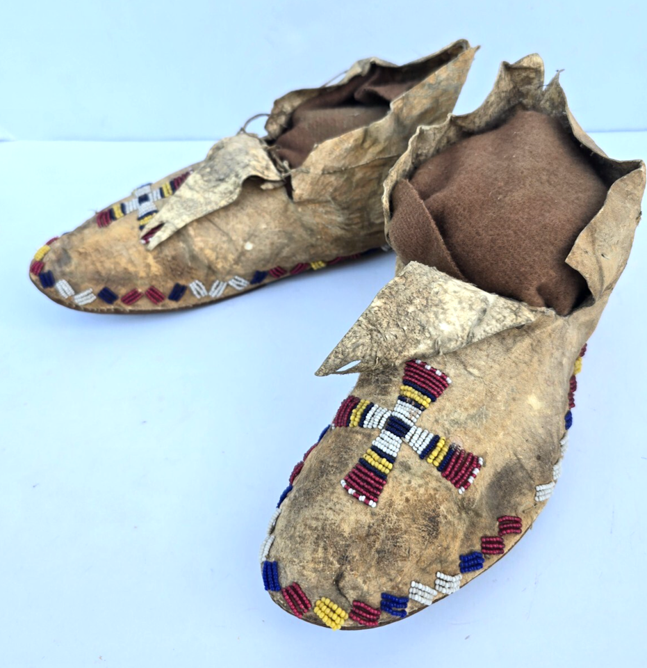Early Sioux Native American Beaded Moccasins / Cross Pattern w/ Tanned ...
