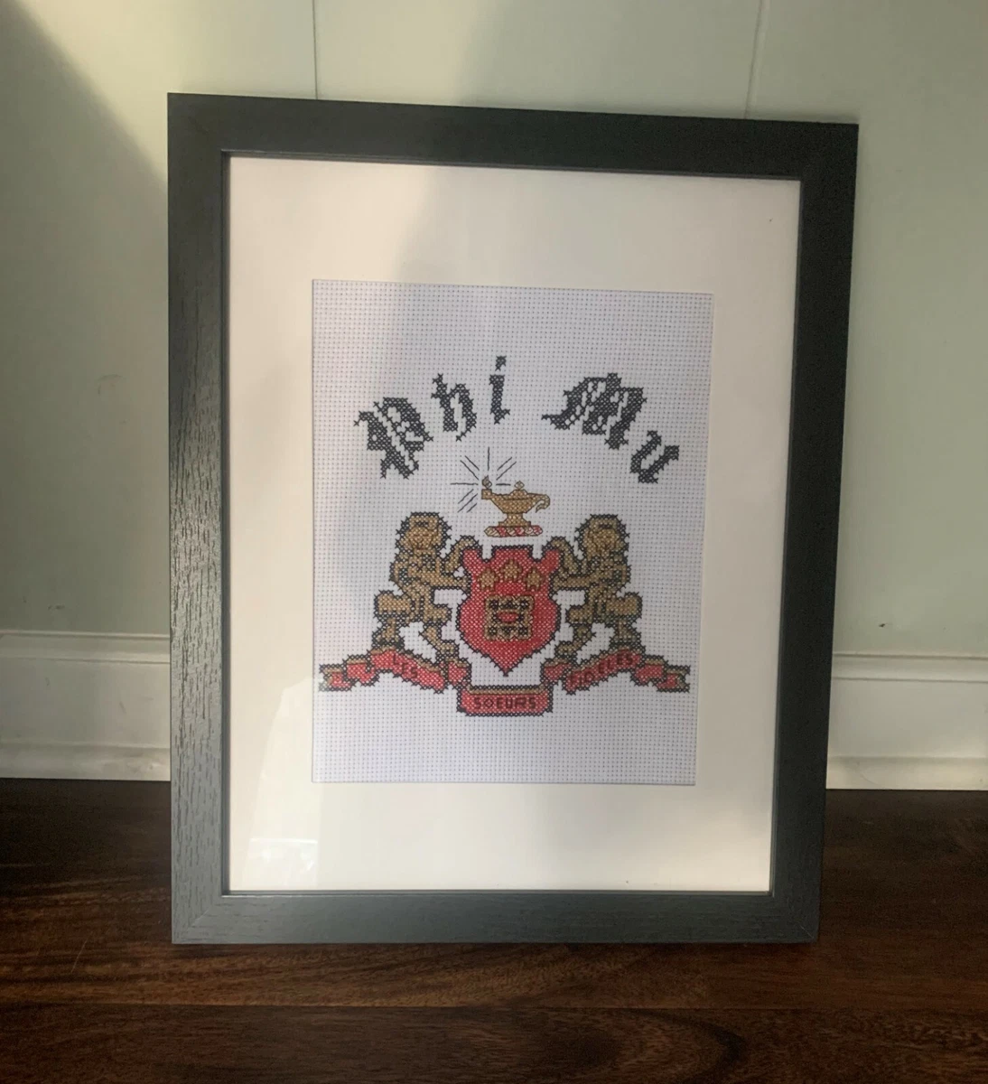 Phi Mu Crest
