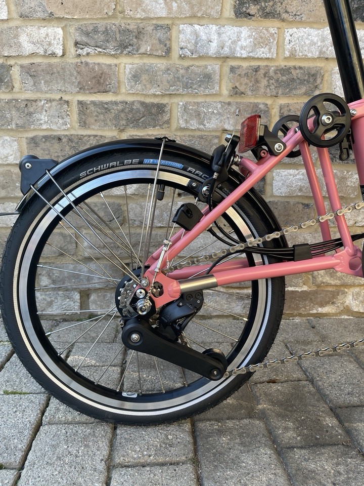 Brompton C line 12 Speed Flamingo Pink Mid - M12L - RRP £1599 - World ...