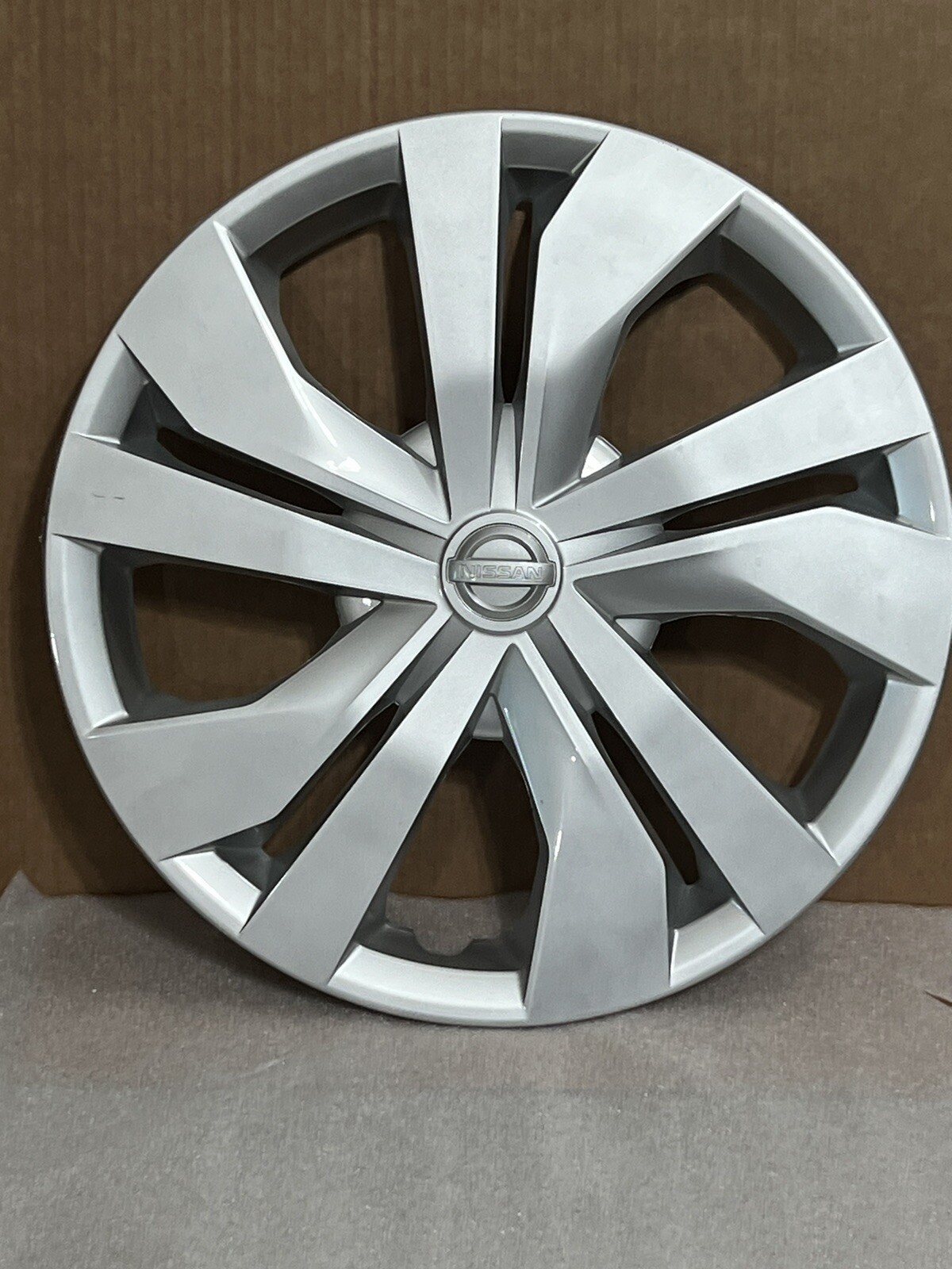 2017 - 2024 GENUINE OEM Nissan Versa Note Hubcap 40315-5EF0B , 53101 ...