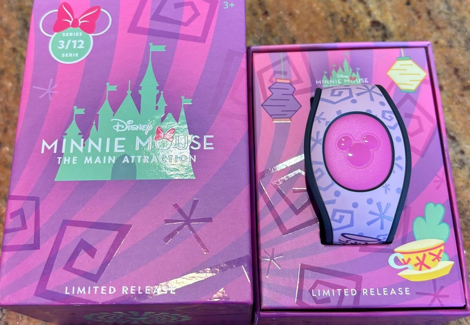 Disney Limited Edition Magic Band Selection!! | eBay