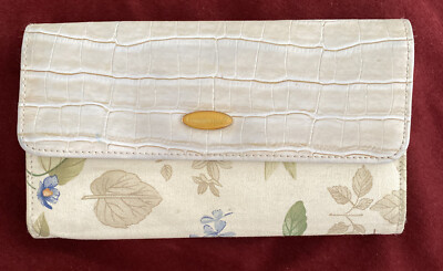 Longaberger trifold wallet Floral many slots & pockets | eBay