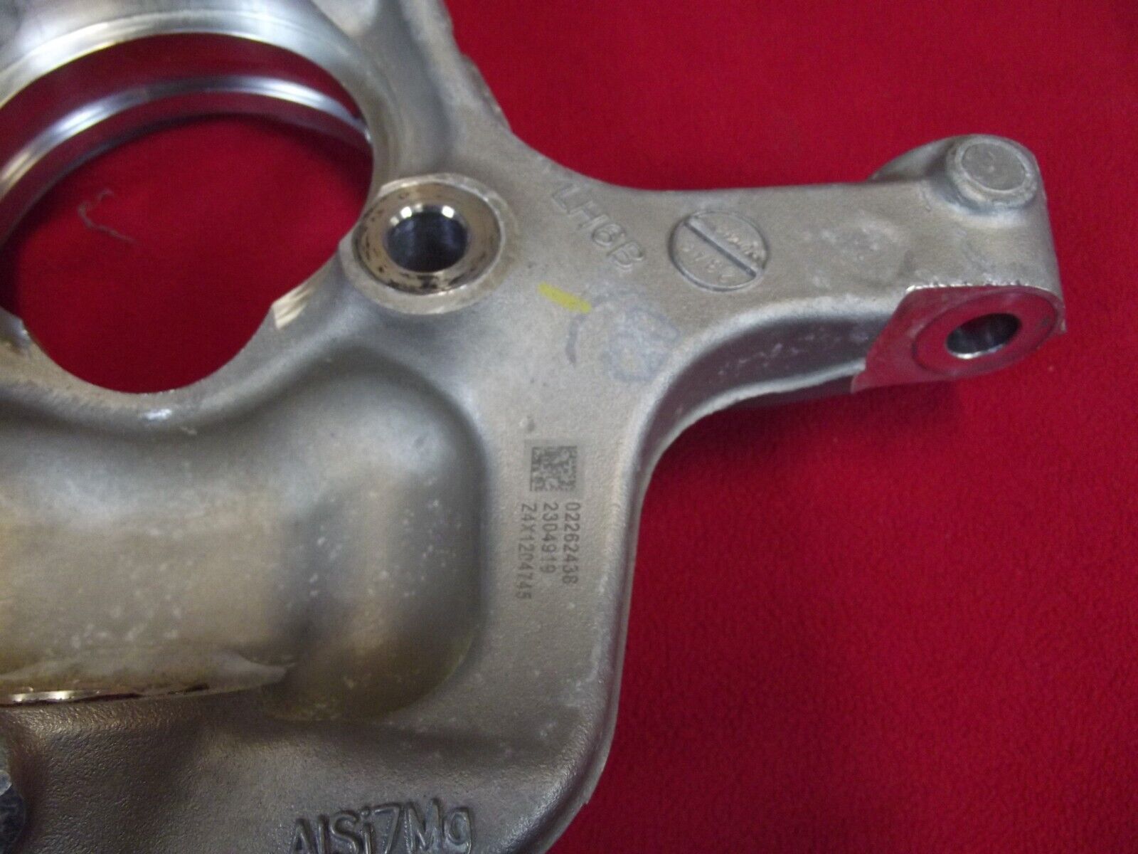 2019-2023 GM OEM Front Steering Knuckle Spindle 84673207 Left driver ...