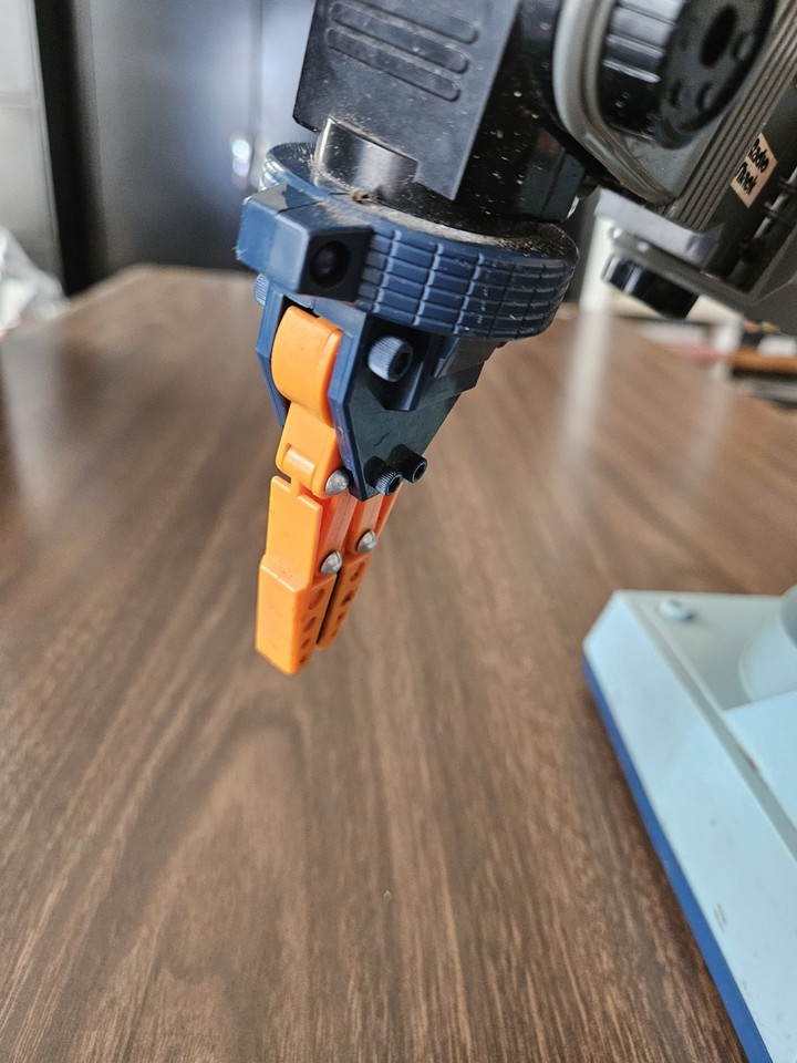 Vintage Radio Shack Armatron Robotic Claw Arm Toy Tested, Partially ...