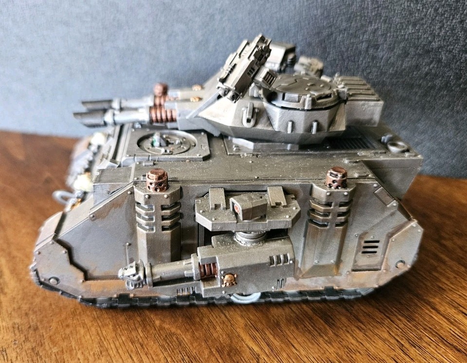 Warhammer 40k Chaos Space Marines Chaos Predator Well Painted Iron ...