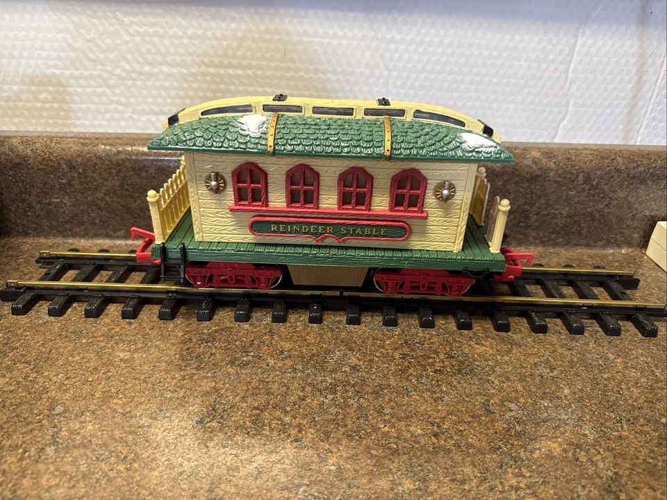 Dillard's Trimmings Reindeer Stable Train Accessory Car-See Pictures | eBay