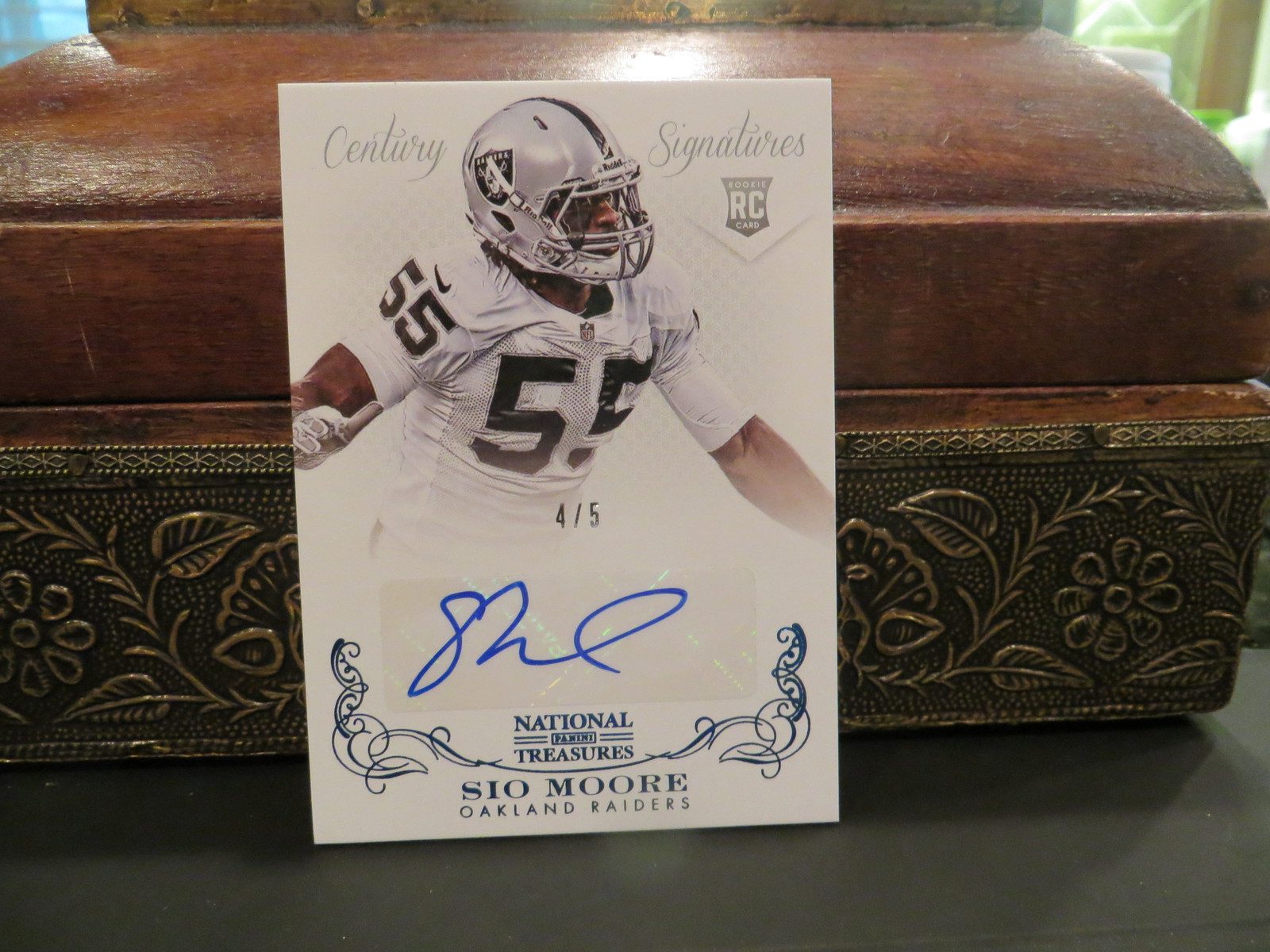National Treasures Signatures Autograph Rookie Raiders Sio Moore 4/5 ...