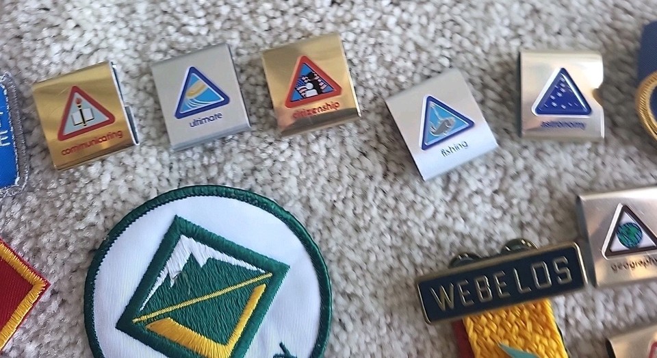 Vntg 00's LOT BSA Cub Boy Scout Patches Scarf Neckerchief Pins Loops Eagle | eBay