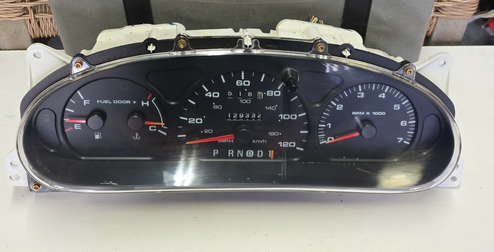 2000 FORD TAURUS SES SPEEDOMETER CLUSTER GUAGE INSTRUMENT ODOMETER 129K