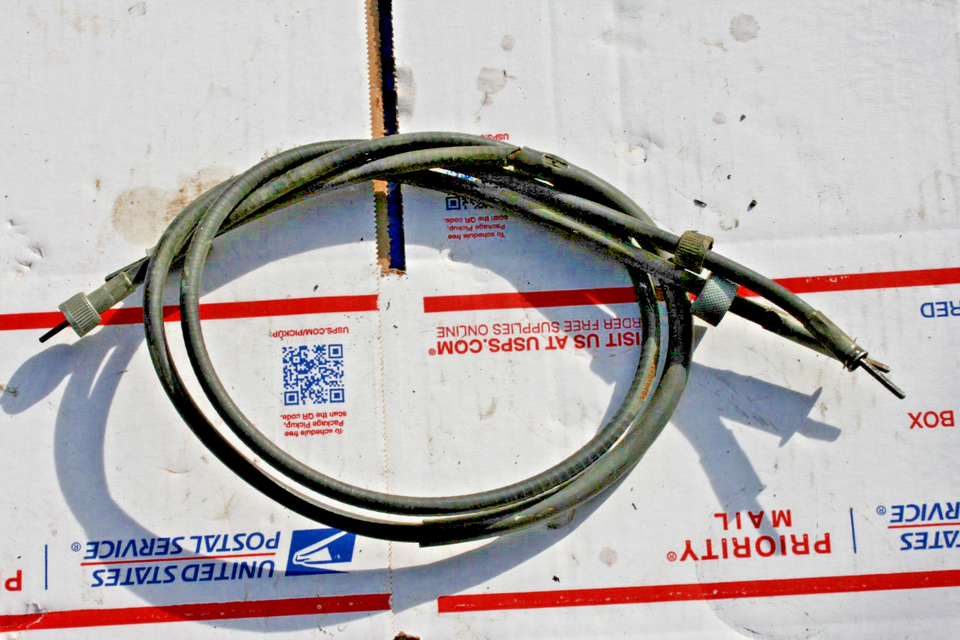 1977 YAMAHA RD400 OEM SPEEDO & TACK CABLES (SEE BELOW) | eBay