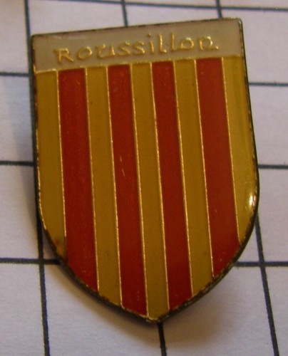 PIN's BLASON ROUSSILLON COAT OF ARMS ARMOIRIES HERALDIQUE vintage | eBay
