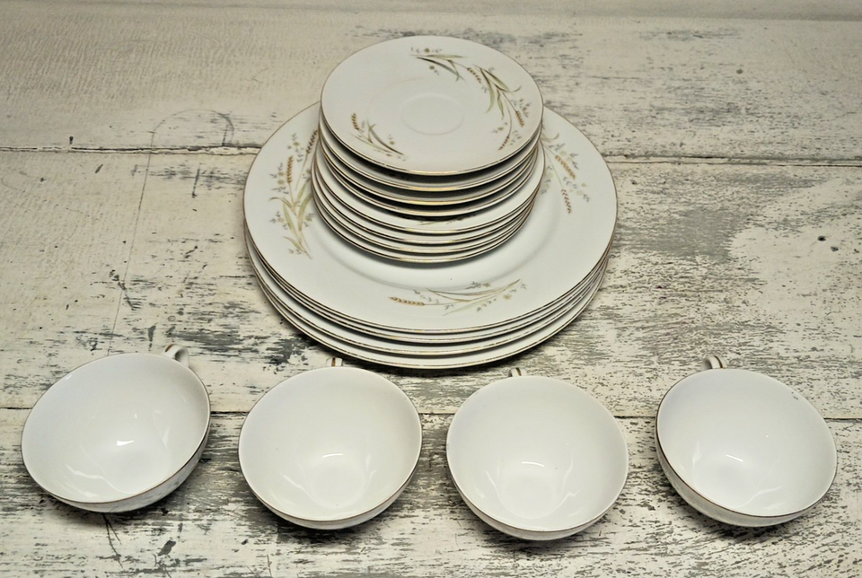 Service for 4 Vintage Golden Harvest Fine China Japan Wheat Pattern 16 ...