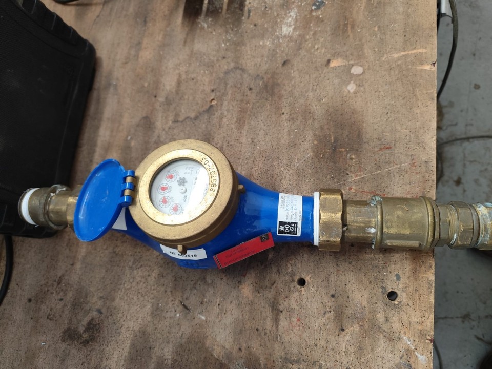 B METER Volume Water Meter (Qn1) 15mm Water Flow Meter | eBay UK