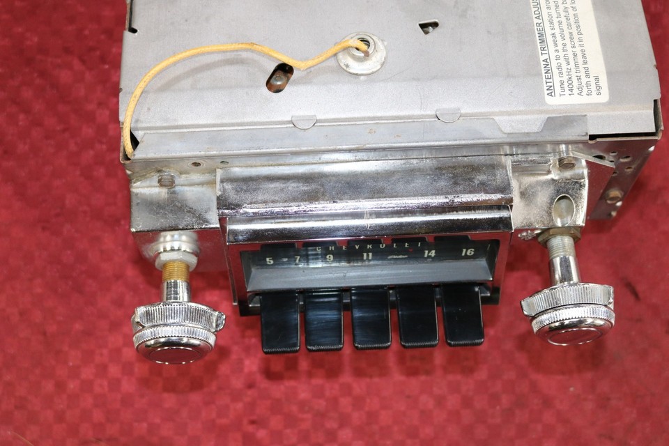67 1967 CHEVELLE AM DELCO PUSH BUTTON RADIO 986853 FRESHLY SERVICED ...
