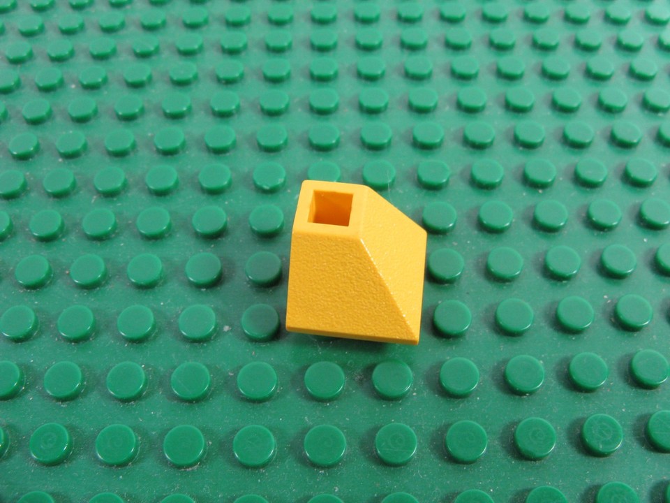 VTG LEGO Yellow Slope Inverted 45 2x2 Double Convex 7813 6597 6541 6697 ...