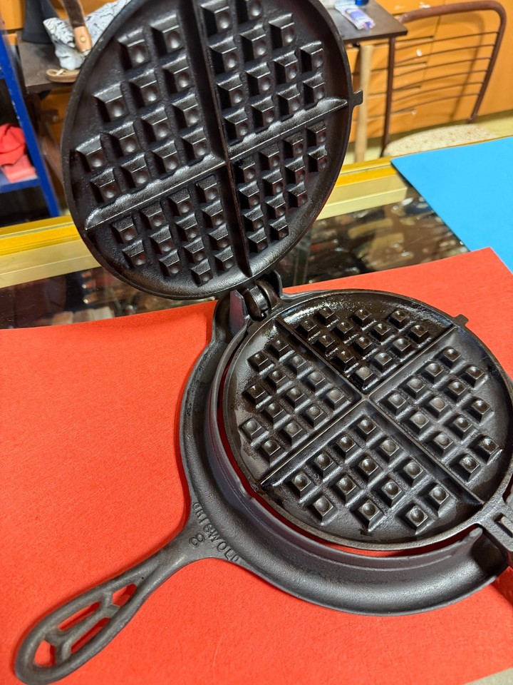 Griswold American No. 8 Cast Iron Waffle Maker 885 Iron Low Base. | eBay
