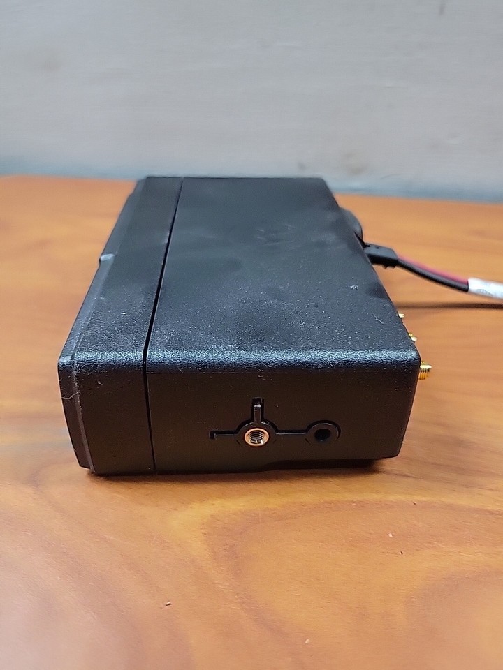 Motorola TLK 150 MODEL WAVE Radio HK2131A *BROKEN SCREEN | eBay