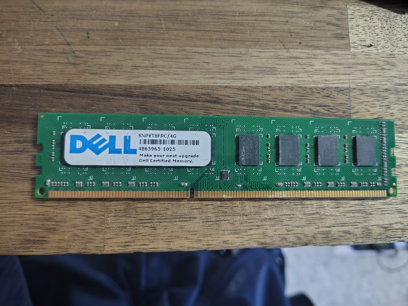 Dell 4 GB UDIMM 1600 MHz PC3-12800 DDR3 SDRAM Memory (SNPVT8FPC/4G ...